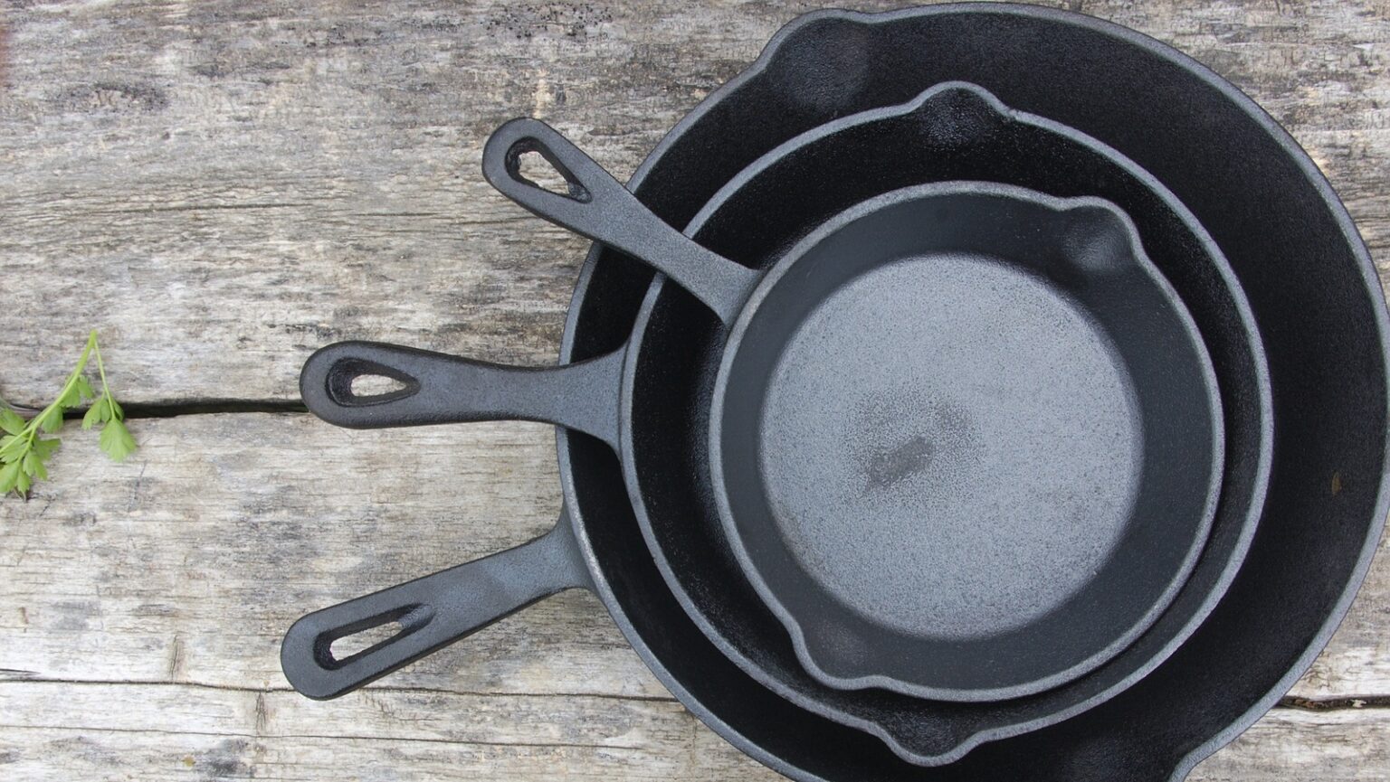 Reasons to Steer Clear of Air-Drying Your Cast Iron Pan